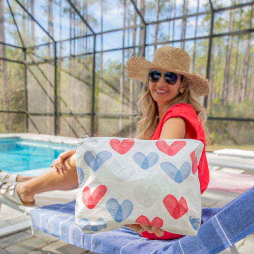Hi Love: Water-Resistant, Lightweight, Everyday Packs